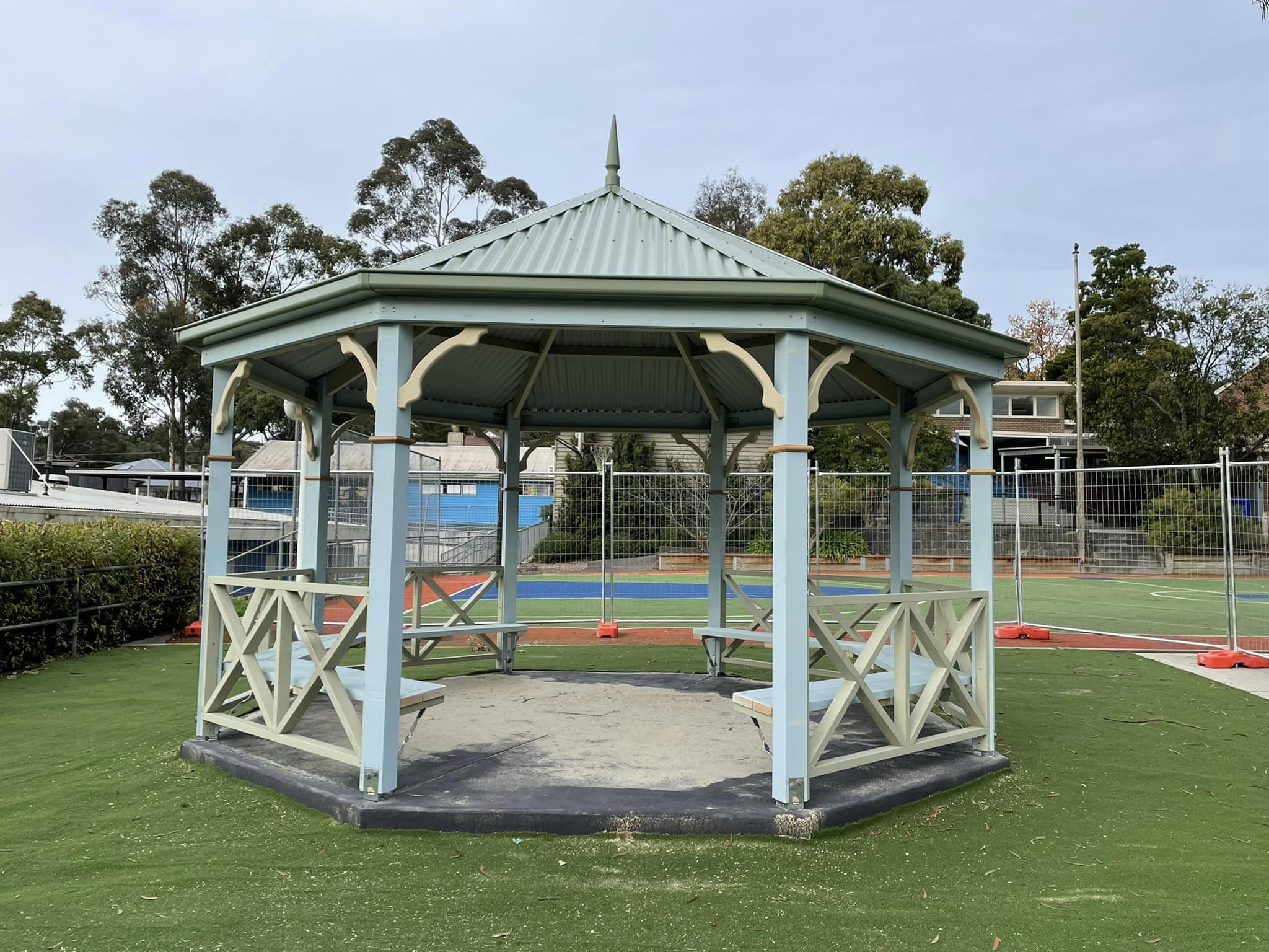 Lower Plenty Primary - Custom Built Gazebos